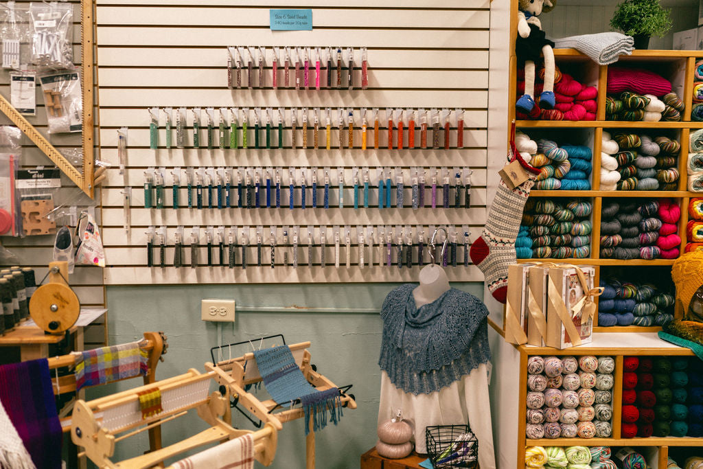 Silver Threads and Golden Needles Yarn – Silver Threads & Golden Needles